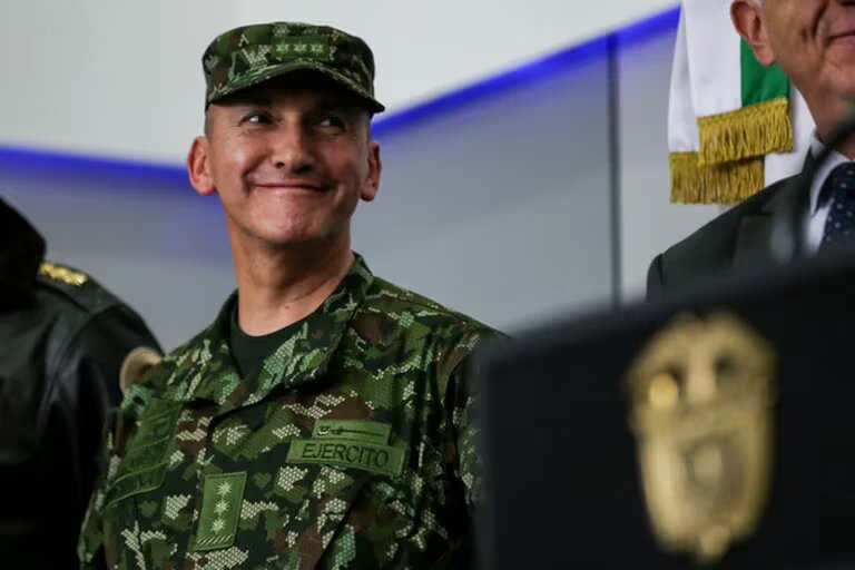 Excomandante Del Ejército General R Luis Mauricio Ospina Sería